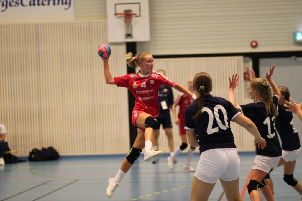 Flotte resultater for J08 i Drammen håndballcup – Haslum Bredde